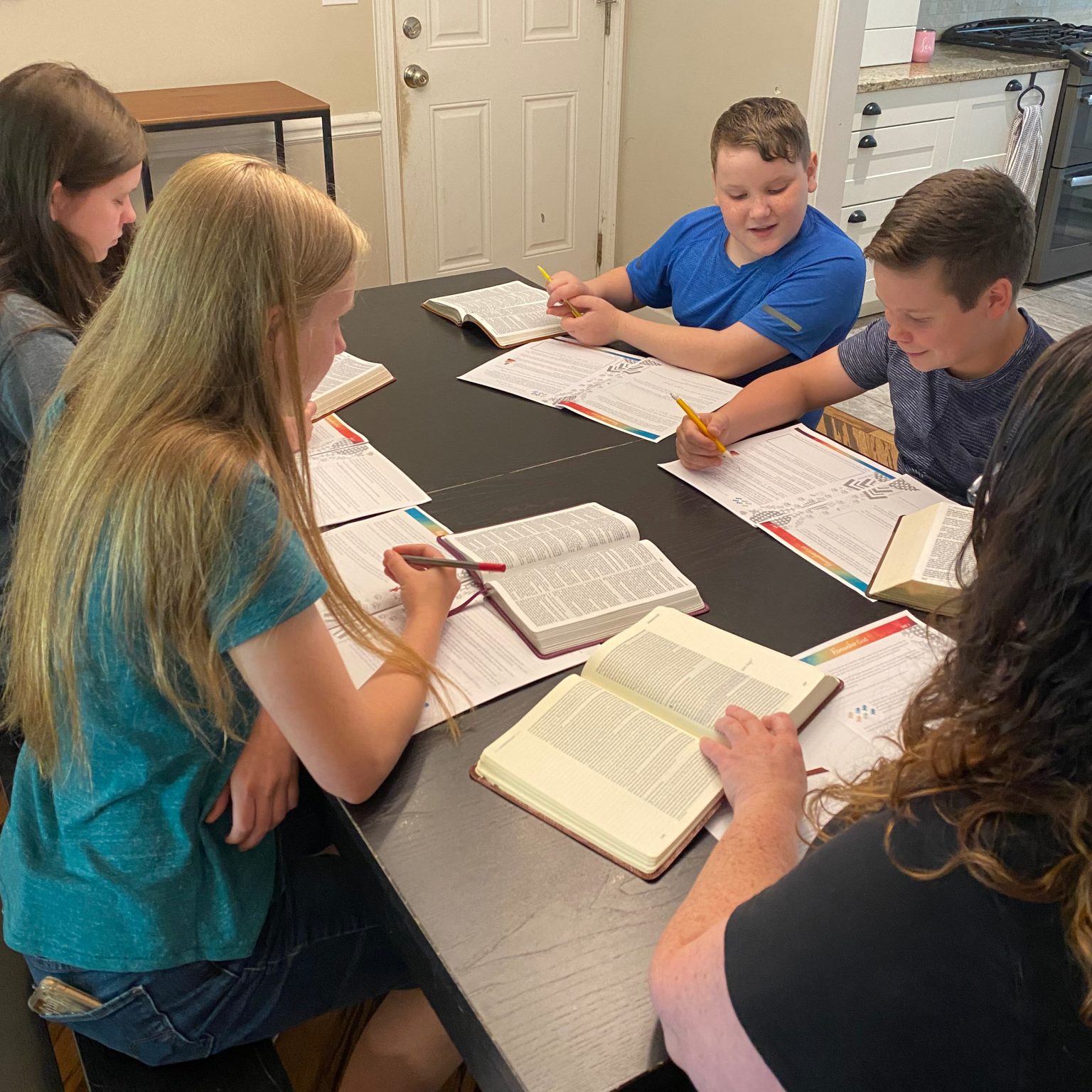 A Family Bible Study that Reaches the Heart of Kids